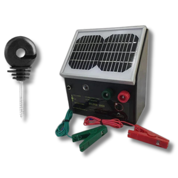 3km Solar Electric Fence Energiser with Wood Post Insulators - Thunder ...
